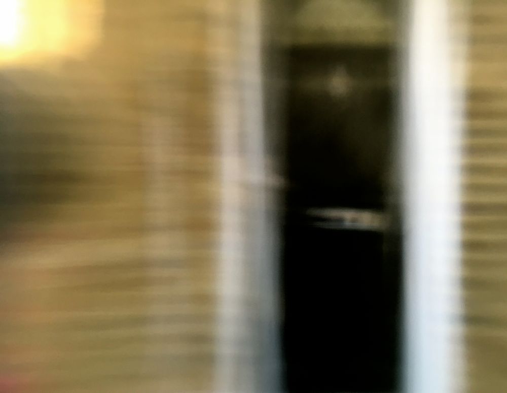 Jonathan Broder - 20/06/2015: Door Through GlassJonathan Broder